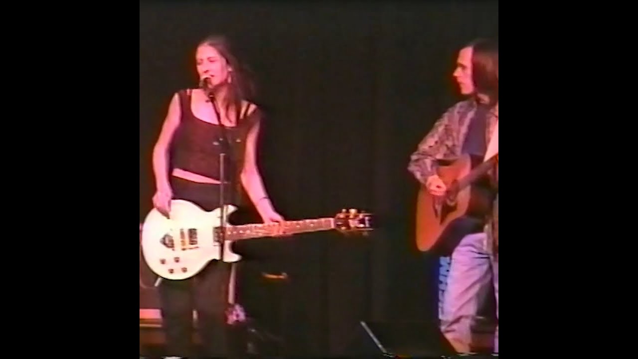 Live at The Rosebud, Pittsburgh, PA - "Lost in You" and "Corner ...