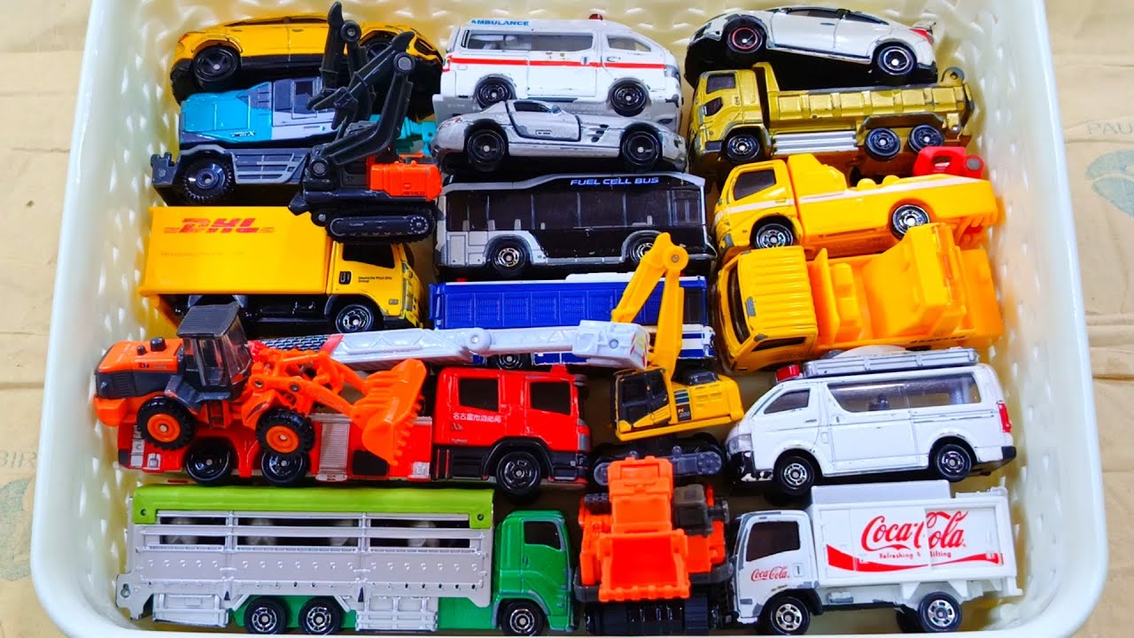 Miniature Car Collection Box: BYD, Maserati, Volvo, Daihatsu, Mazda ...