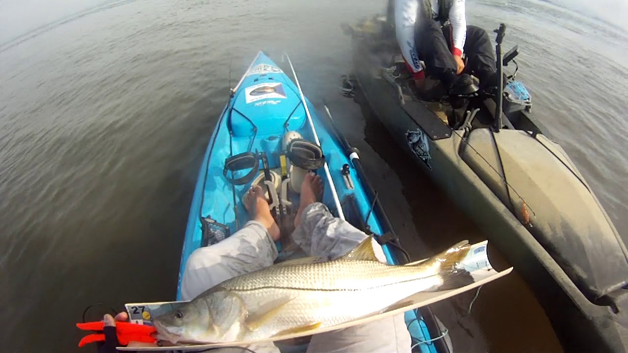 Pescaria de Robalo - Flecha 70 cm - YouTube
