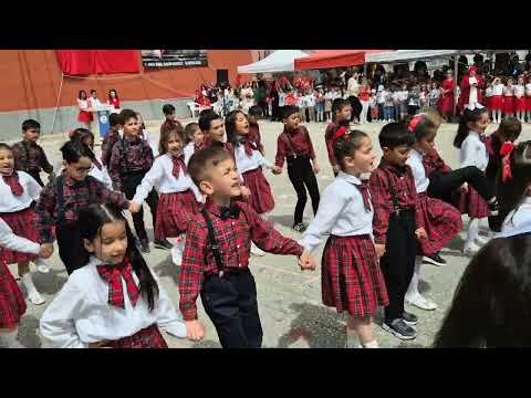 23 NİSAN 2024 1-B VE 1-C SINIFI MÜZİKLİ DANS GÖSTERİSİ