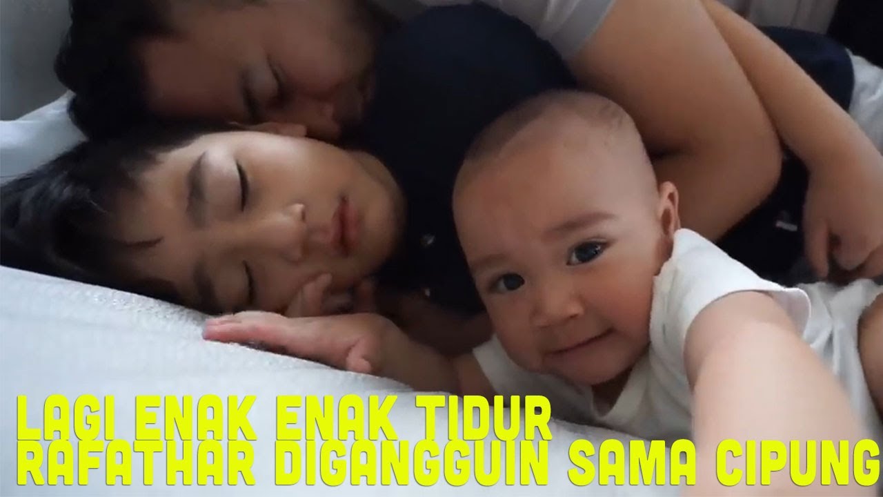 RAFATHAR DI GANGGUIN SAMA CIPUNG DAN PAPI RAFFI AHMAD, RAFATHAR MALAS BANGUN😂😂 - YouTube