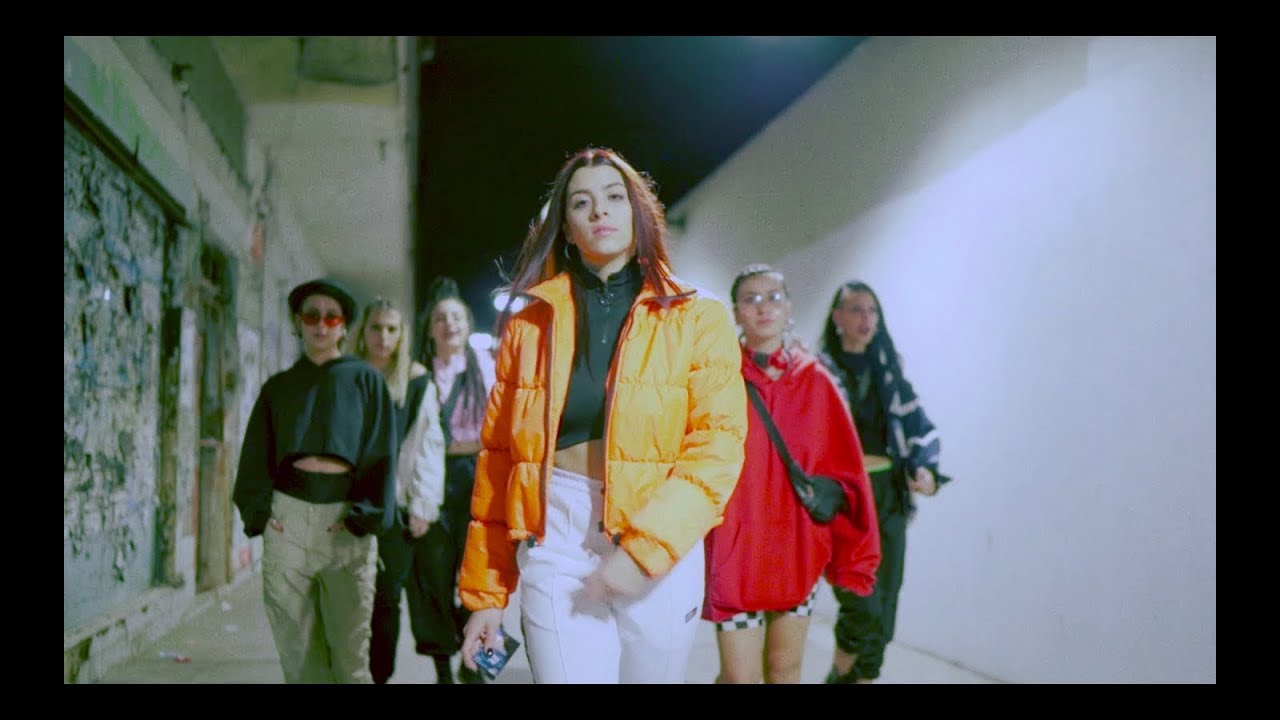 LOULY - HAPPY (Videoclip Oficial) - YouTube