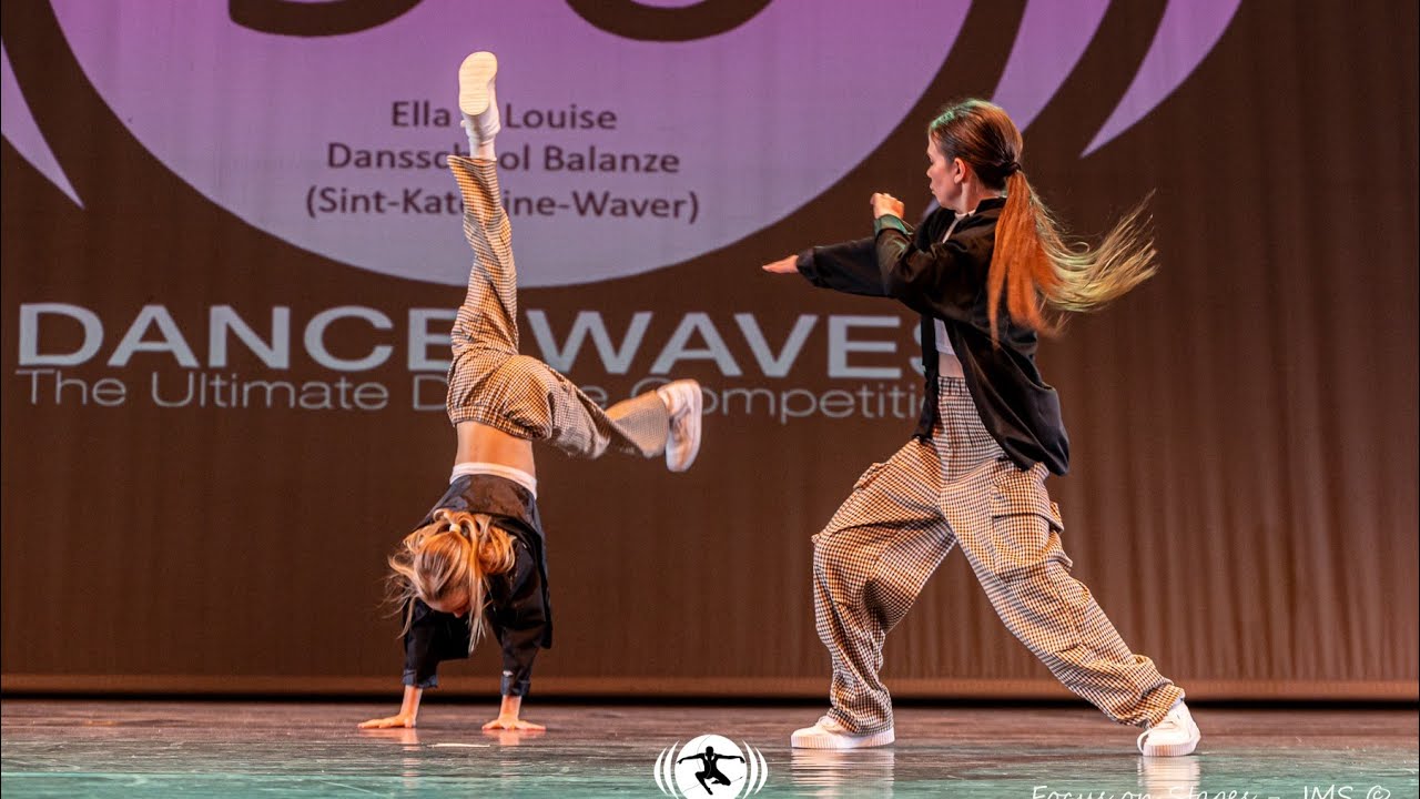 23-24 Qualifier 9 BE - Ella & Louise (Dansschool Balanze) - YouTube