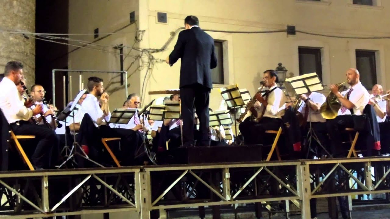 Banda Musicale dei 2 Mari Tiriolo (CZ) - 12 - 08 - 2014 - YouTube