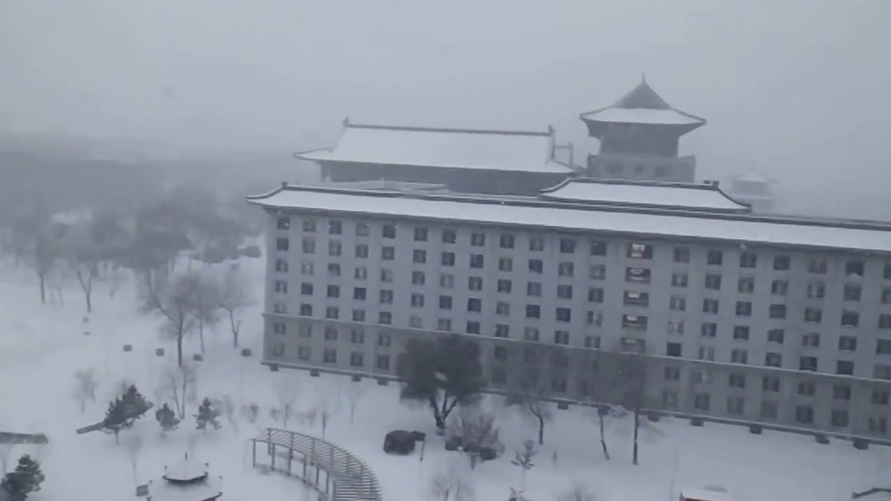 Snowfall in Harbin China - YouTube