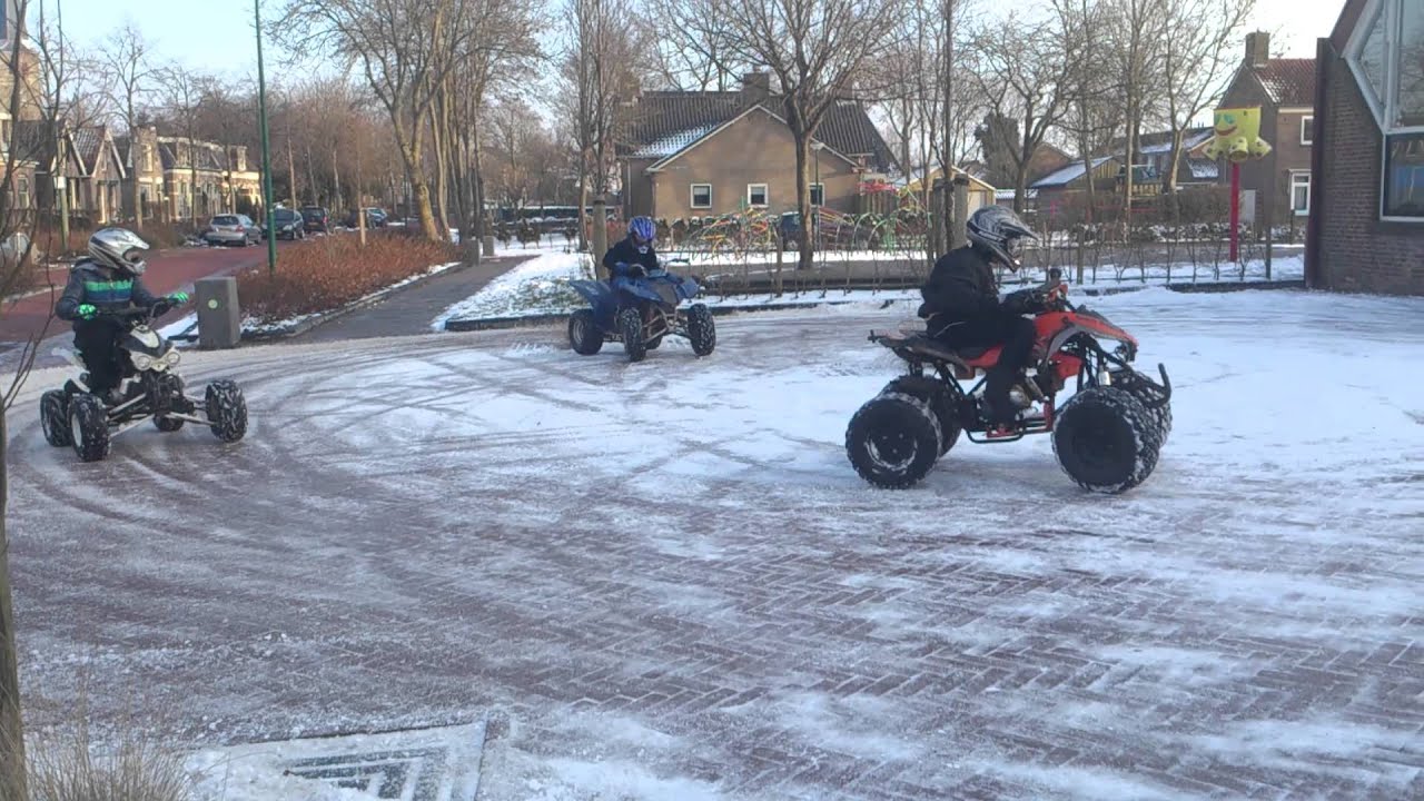 Kids Quad rijden - YouTube