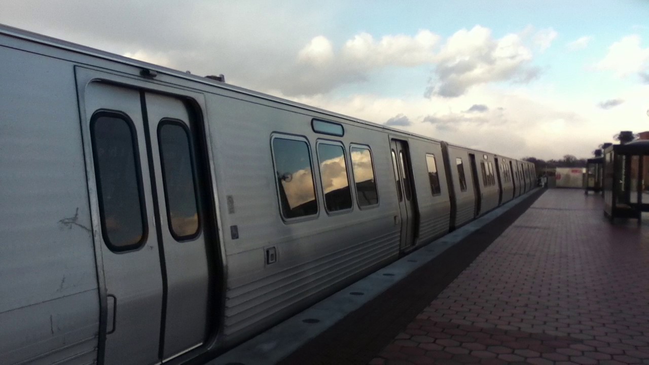 DC Metro (WMATA): World Premiere NEW 7000 Series on the Red Line at ...