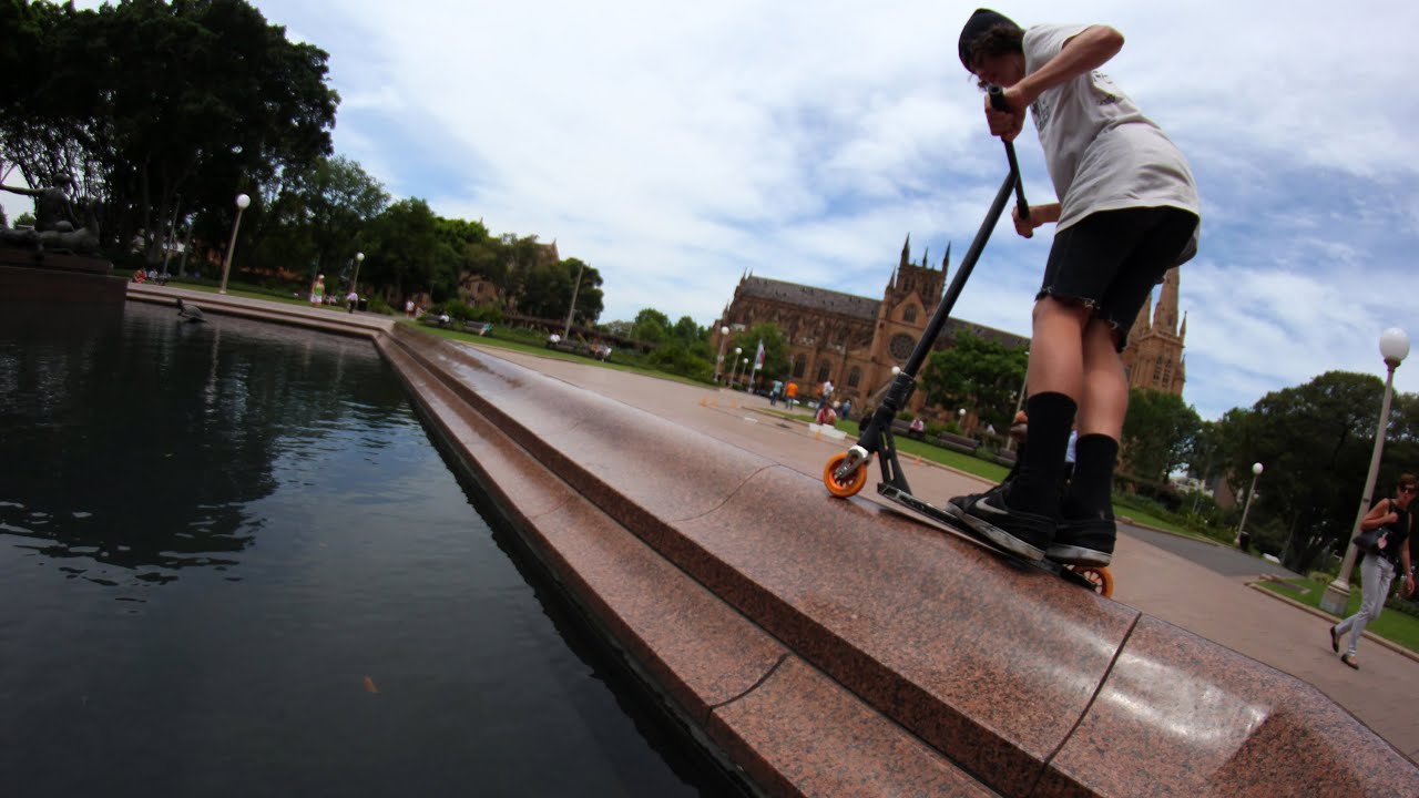 Zeidon White | Sydney Crusin' - YouTube