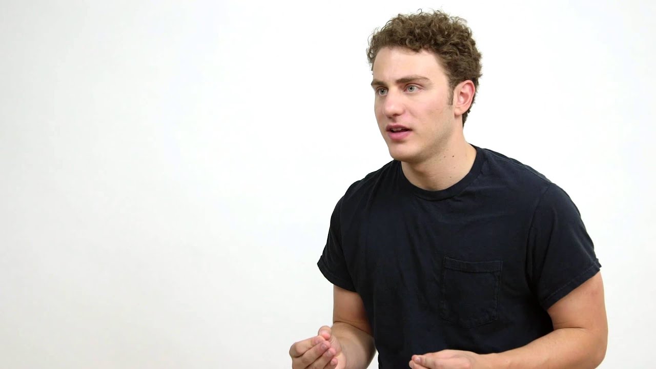 Watch Bohyn's Pitch Perfect Simulation of an Apple Ad - YouTube