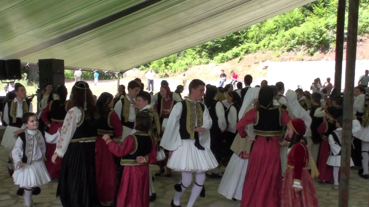 Μπαίνω μεσ΄ τ' αμπέλι - YouTube