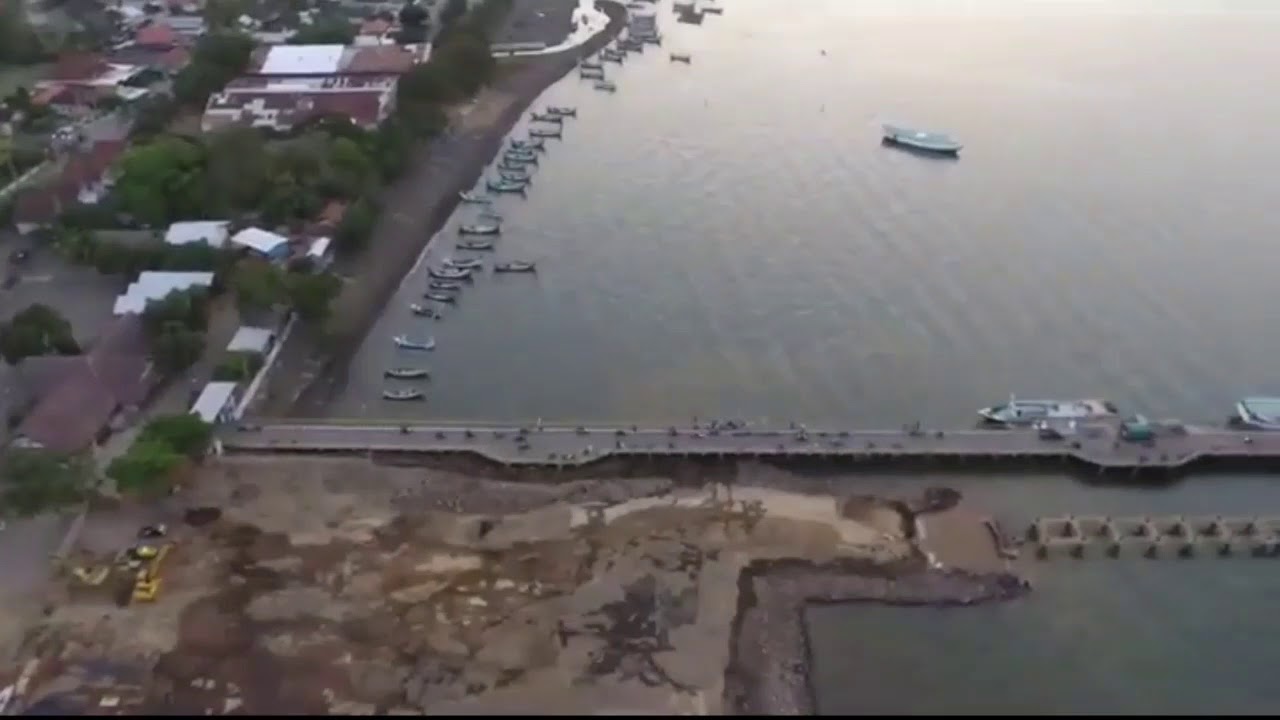 Belajar jadi model di Pelabuhan Jangkar - YouTube
