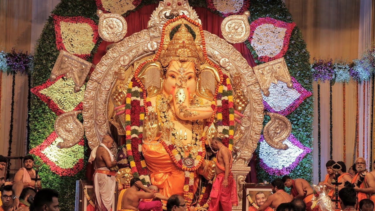 gsb-seva-mandal-ganpati-2019-king-circle-mumbai-attractions-vimal