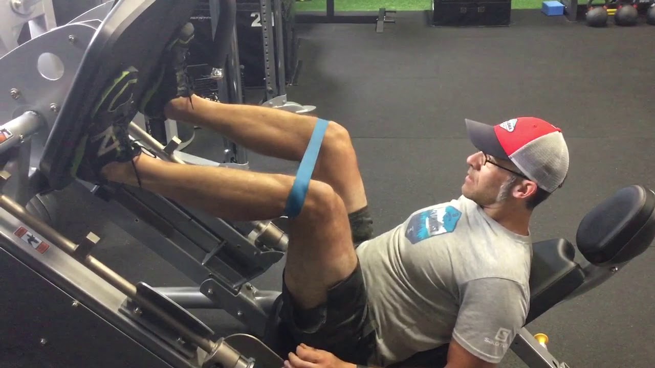 Band leg press - YouTube