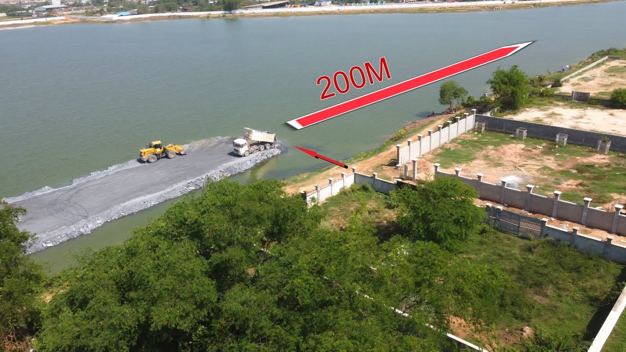 THE BEST NEW ACTION TODAY SHOWING MIGHTY POWER WHEEL LOADER PUSHING ...