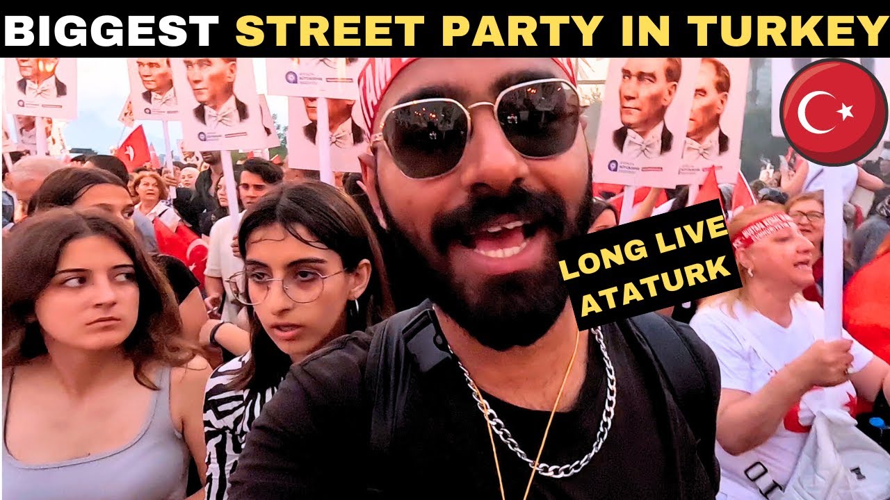 BIGGEST STREET PARTY IN ANTALYA TURKEY 🇹🇷 (sponsored by the Turkish ...