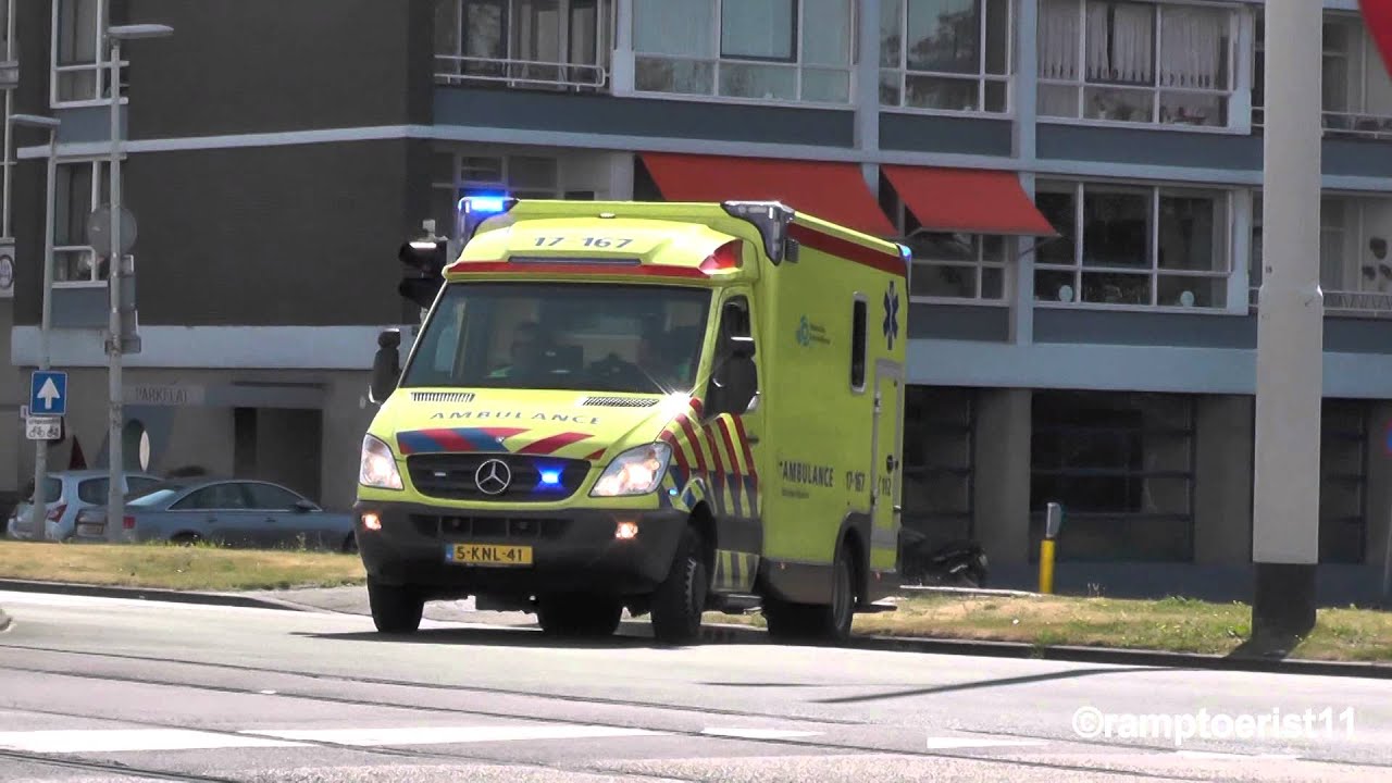 11/07/2015 Verschillende Ambulances met Spoed in Rotterdam - YouTube