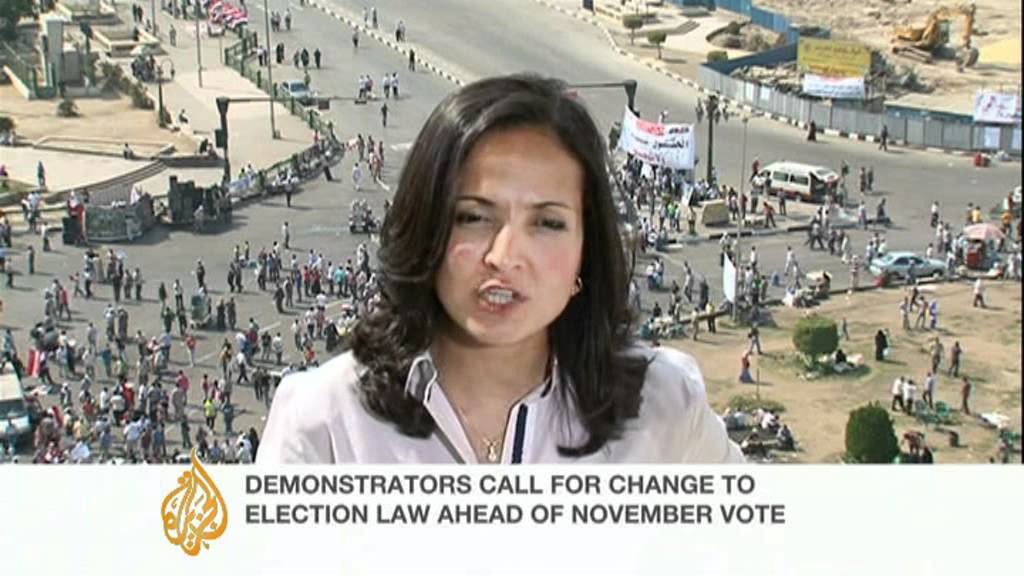 Rawya Rageh updates from Egypt's Tahrir Square - YouTube