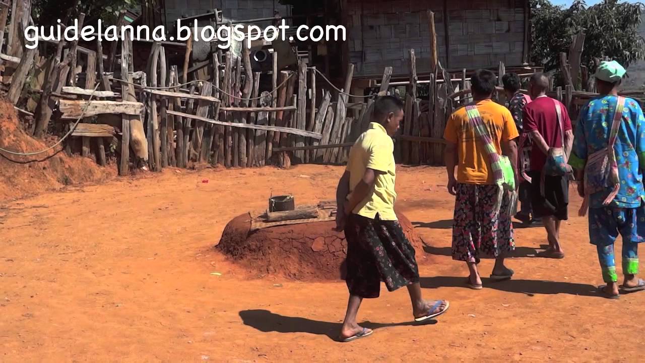 LAHU Dance for New Year Festival in Chiang Rai Thailand 2014 ปีใหม่ ...