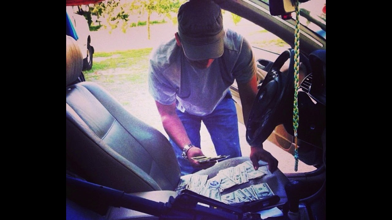 corrido del R1 - YouTube