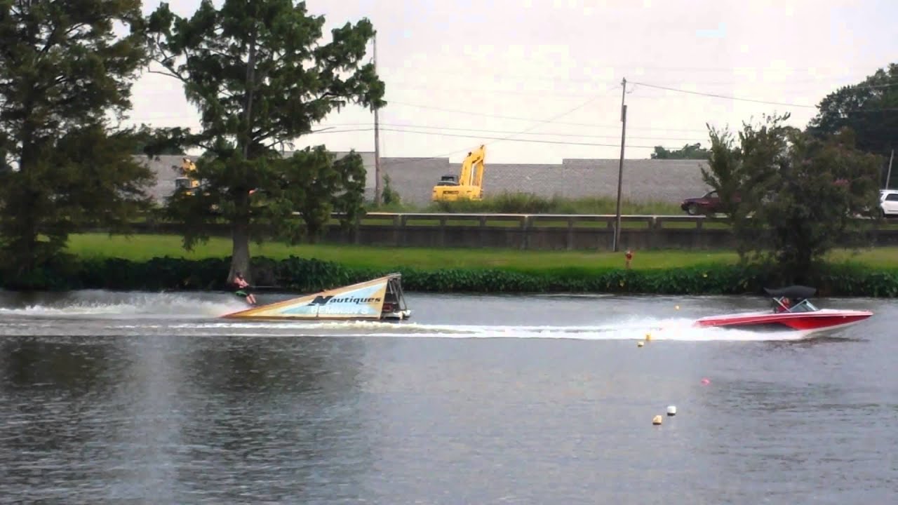 ULM Bayou Classic - B Team Jump: Avery 1 - YouTube