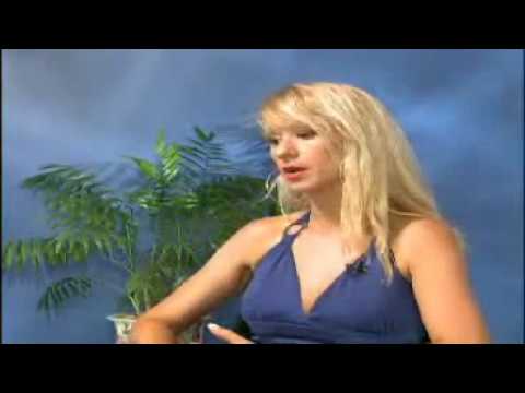 Silvana Fillmore versus Computer - YouTube