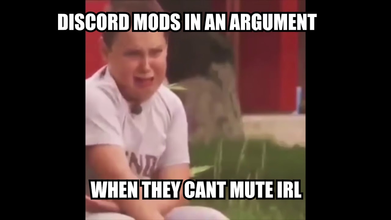 DISCORD MODS WHEN THEY CANT MUTE IRL - YouTube