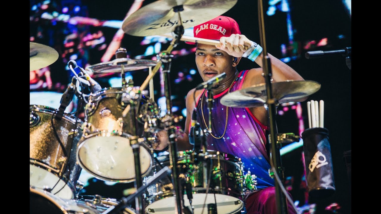 Tony Taylor-2017 The First Dongguan Drummer Festival 01 - YouTube