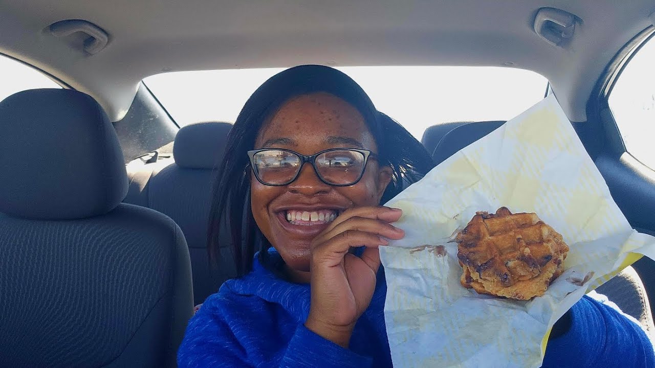 Bojangles BoBerry Waffle Biscuit - YouTube