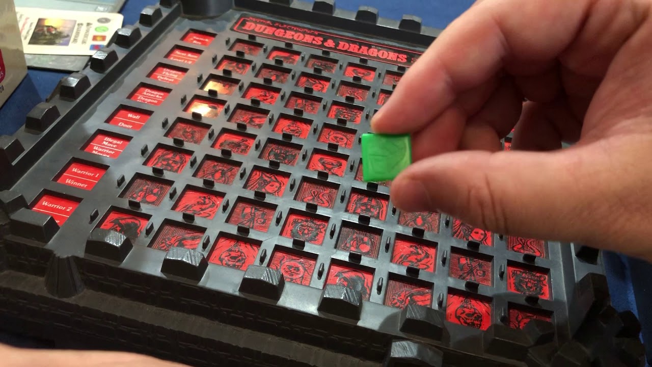 Dungeons and dragons computer labyrinth solitaire - YouTube