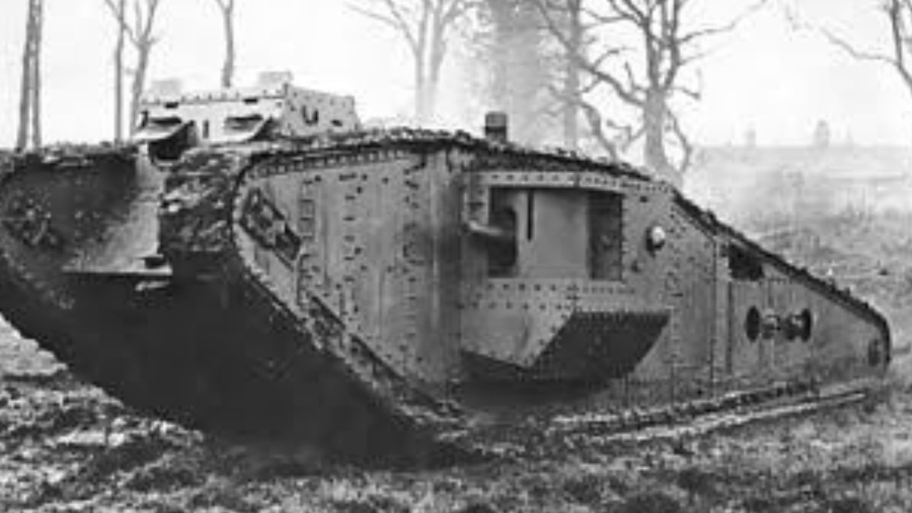 Tanque En La Primera Guerra Mundial - YouTube