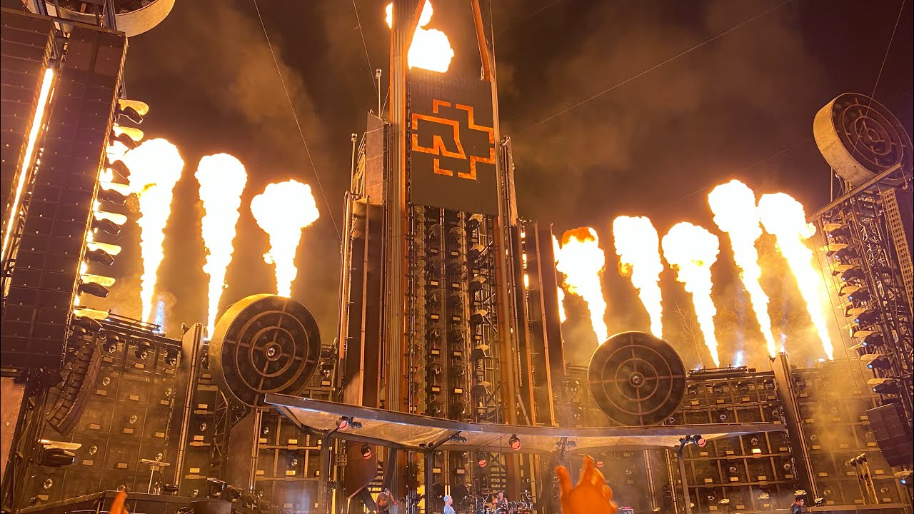 Sonne Live - Rammstein - México 2022 🇲🇽 Stadium Tour - YouTube