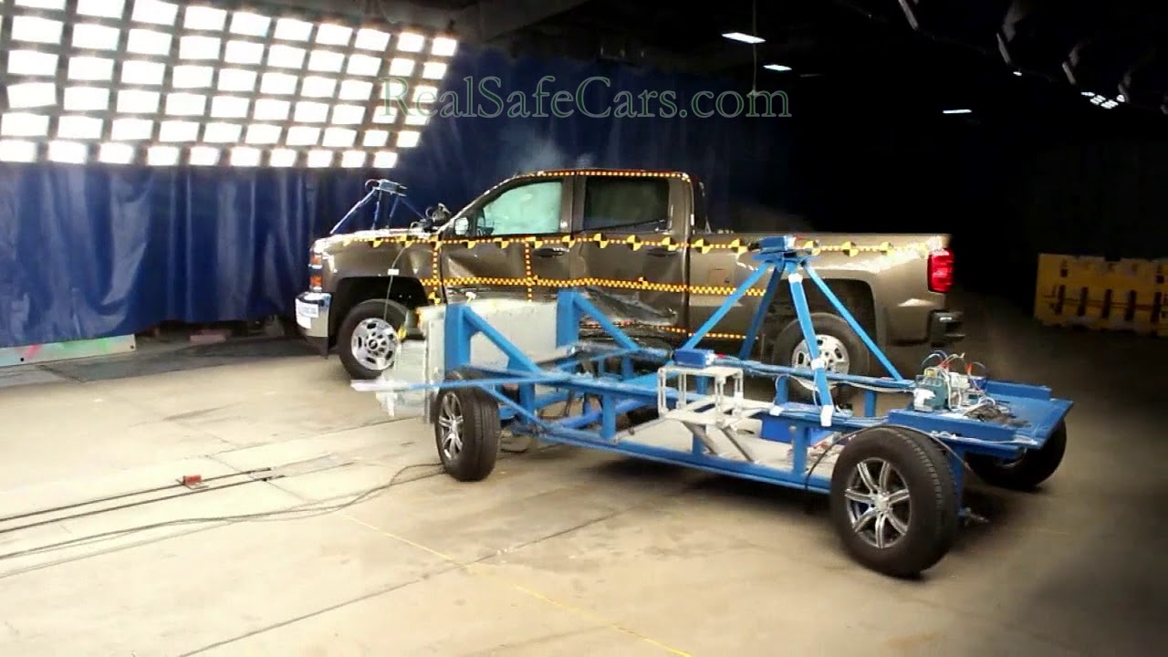 Chevrolet Silverado (2014-2017) Crash Tests (Side-Pole, Front, Side ...