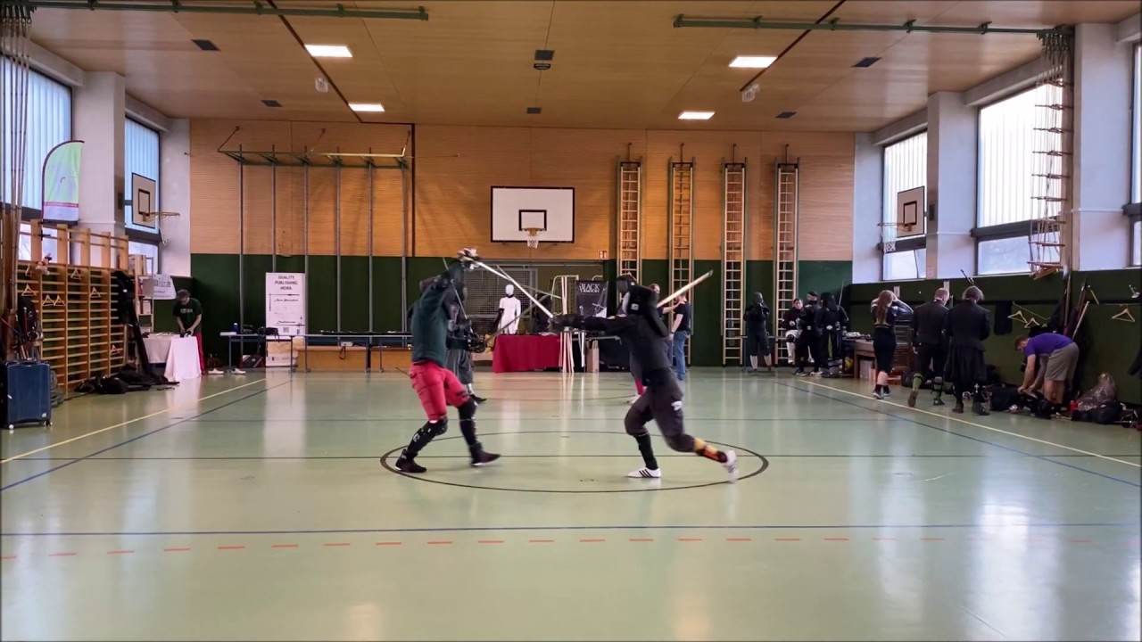 Double Wielding Swords Sparring Dreynevent 2020 - YouTube