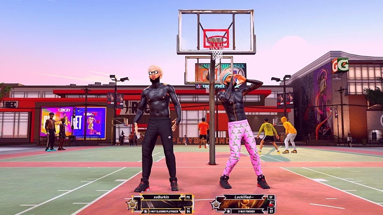STRETCH PLAYMAKER GOING AGAINST 2 WAY FINISHER NBA 2K20 - YouTube
