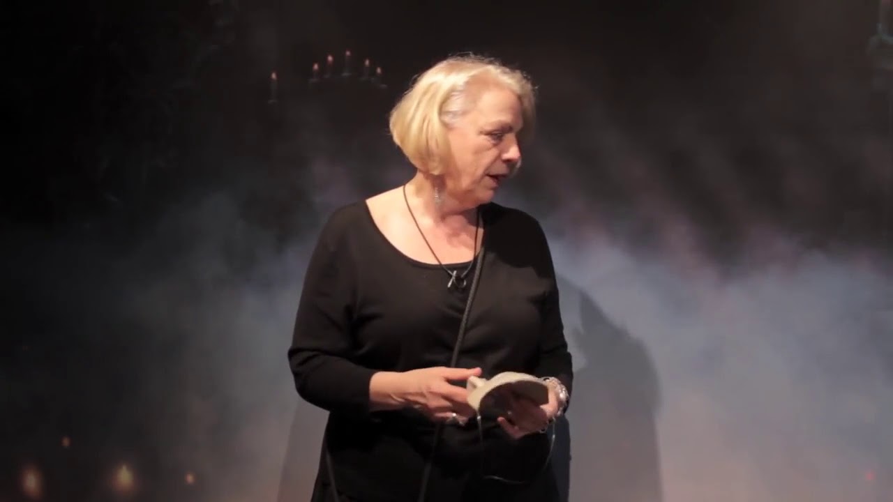 Sam Fleming on Wearing the Mask! | The Phantom of The Opera - YouTube