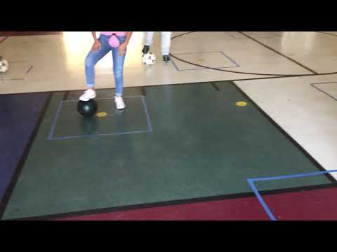 Trapping a Soccer Ball - YouTube