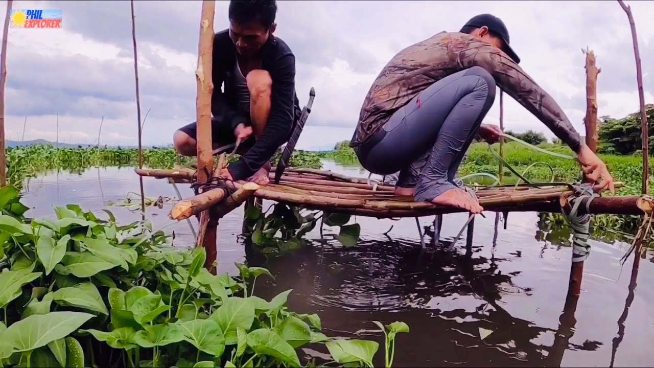 SURVIVAL CAMPING, FISHING | MAKING FLOATING HUT AT LAKE | @ PHILIPPINES ...