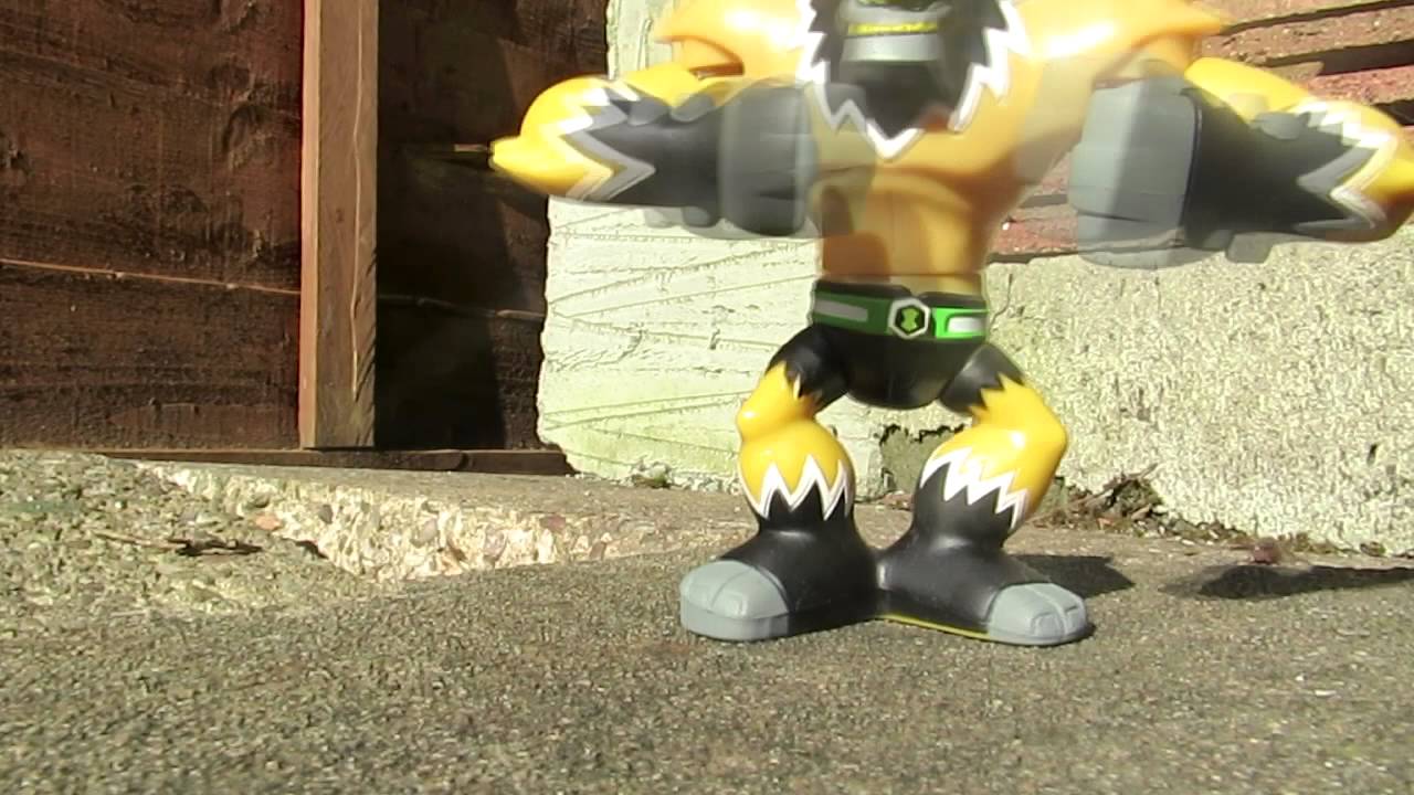 Ben 10 Omniverse Shocksquatch review - YouTube
