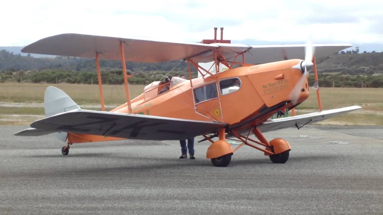 DH 83 Fox Moth ZK-ADI 1.MP4 - YouTube