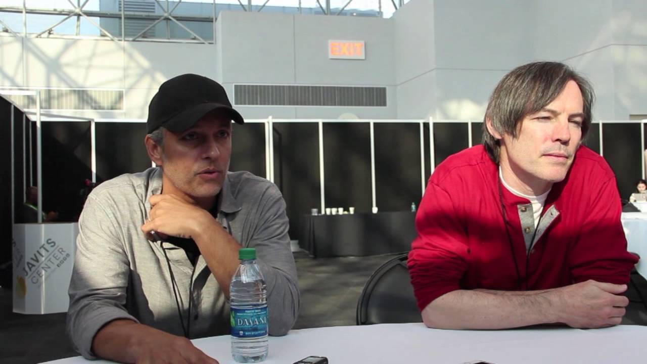 Syfy's The Expanse with Hawk Ostby and Mark Fergus - NYCC 2015 - YouTube