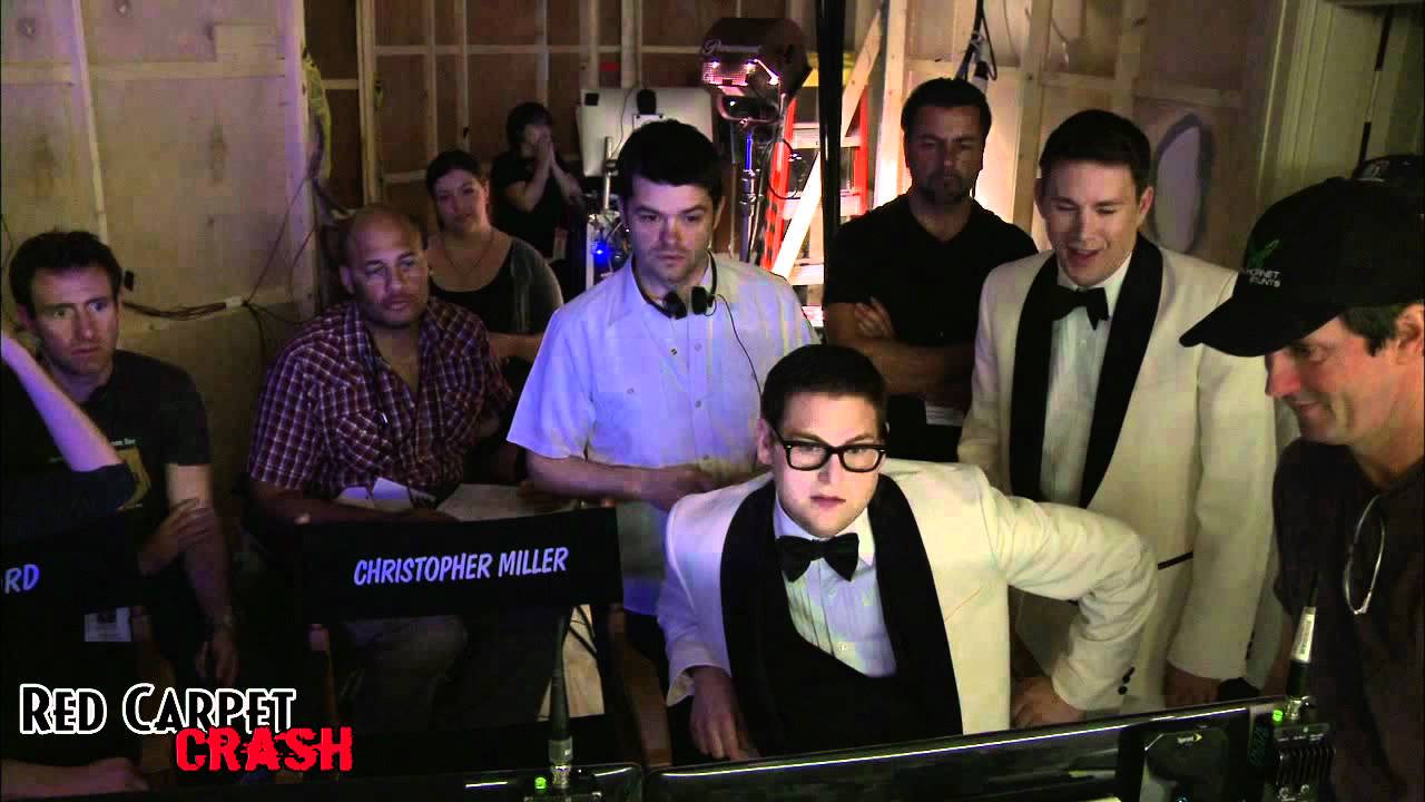 Red Carpet Crash: "21 Jump Street" Interviews w/ Rob Riggle & Dave Franco - YouTube