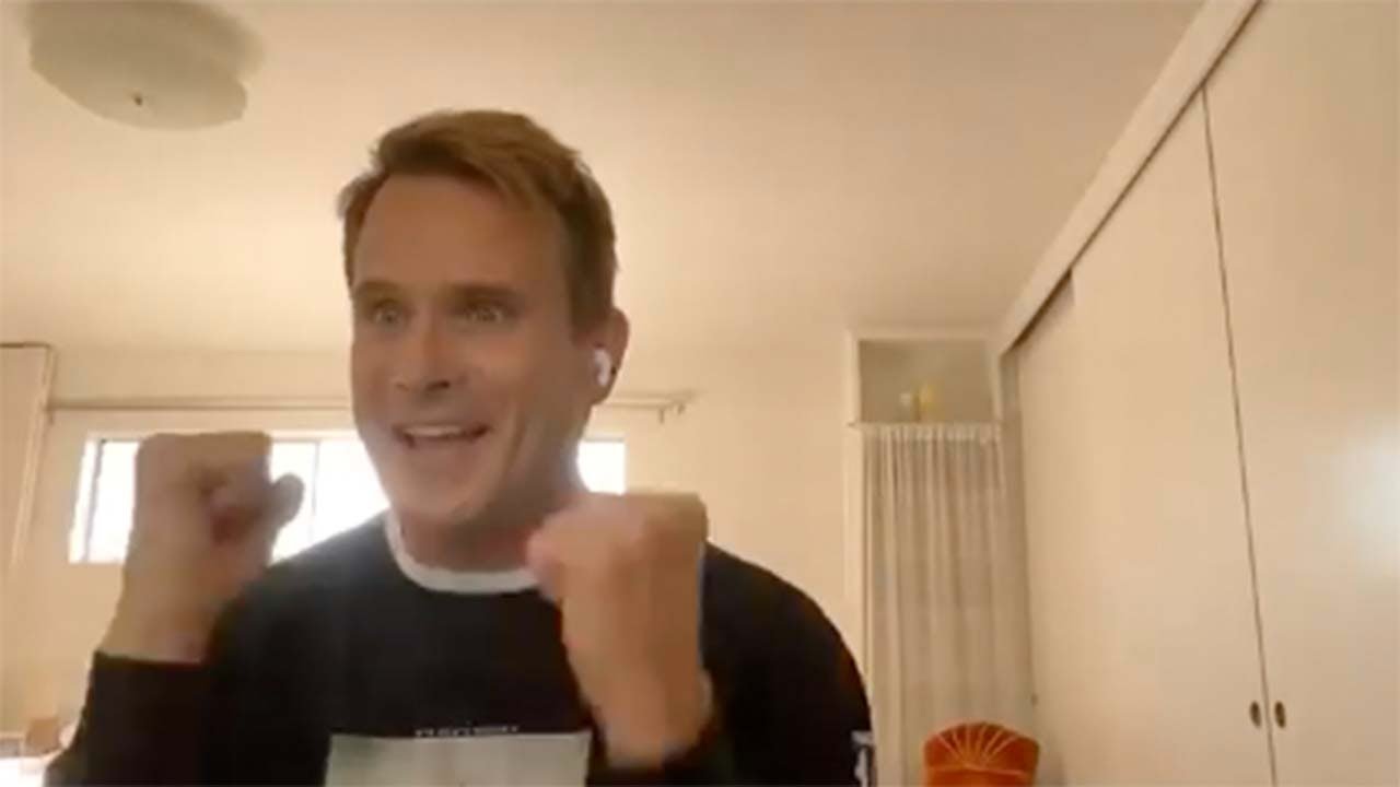 2 Minute Hot Seat Game - Heartland Actor Gabriel Hogan Plays Rave It Up ...