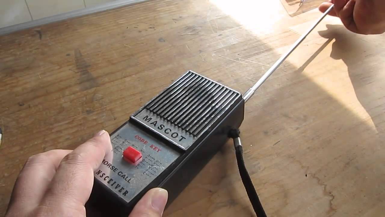 Mascot toy transceiver マスコット トランシーバー モールス付き - YouTube