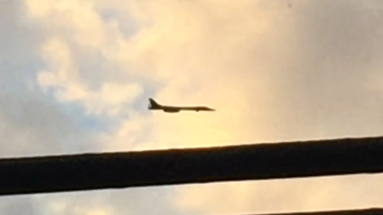 Black Spy Plane Circling Overhead - YouTube