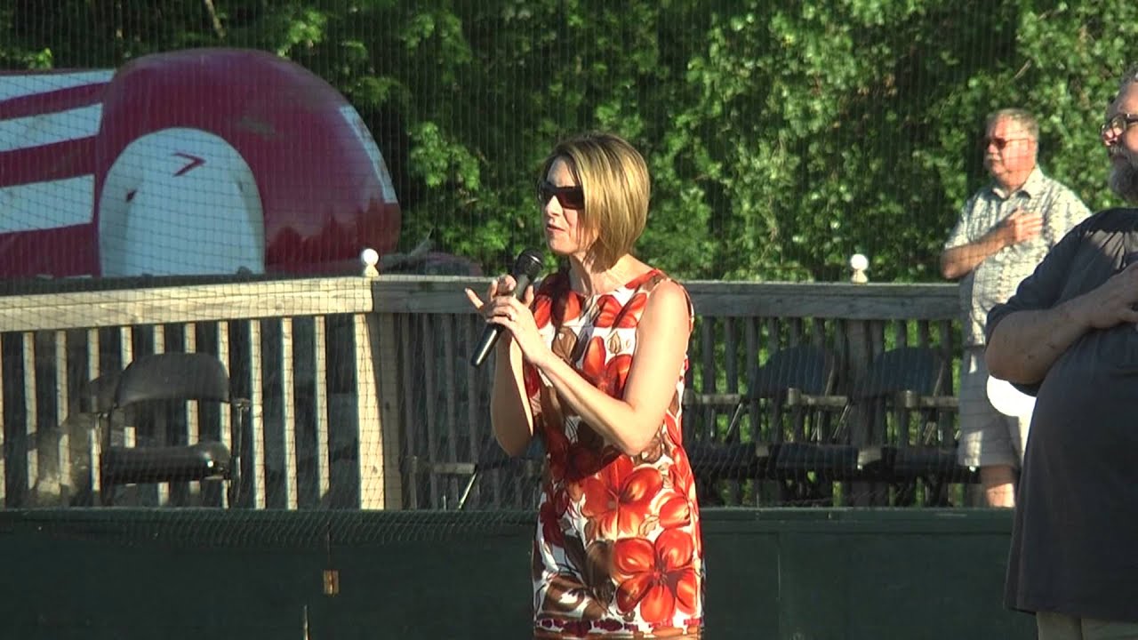 Rajah Maples Singing Star Spangled Banner - YouTube