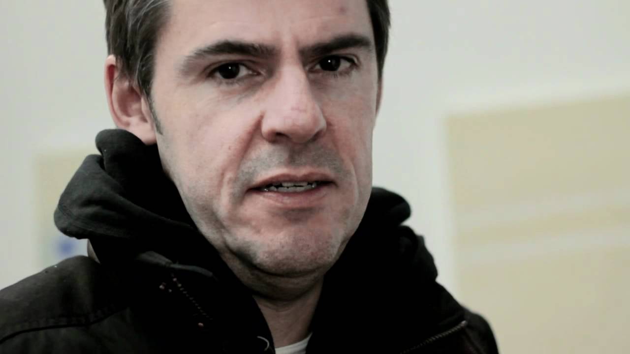 Robert Rowland Smith on poetry versus fiction - YouTube