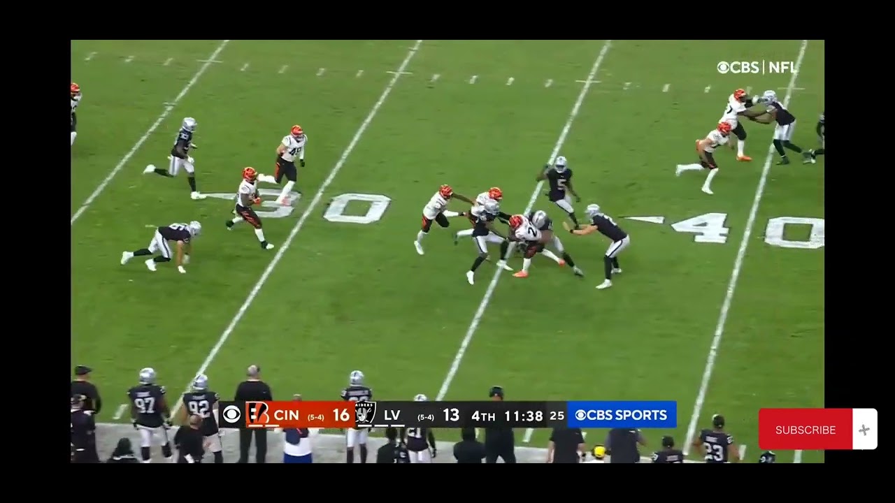 Darius Phillips with a fantastic kick return!!! That's a fantastic Nice ...