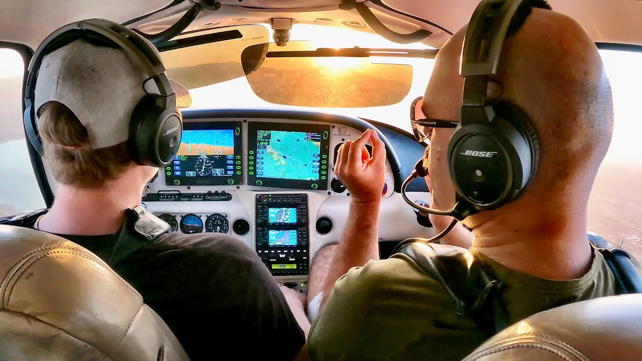 Student Pilot Flies a PERFECT Instrument Approach | Cirrus SR22 - YouTube