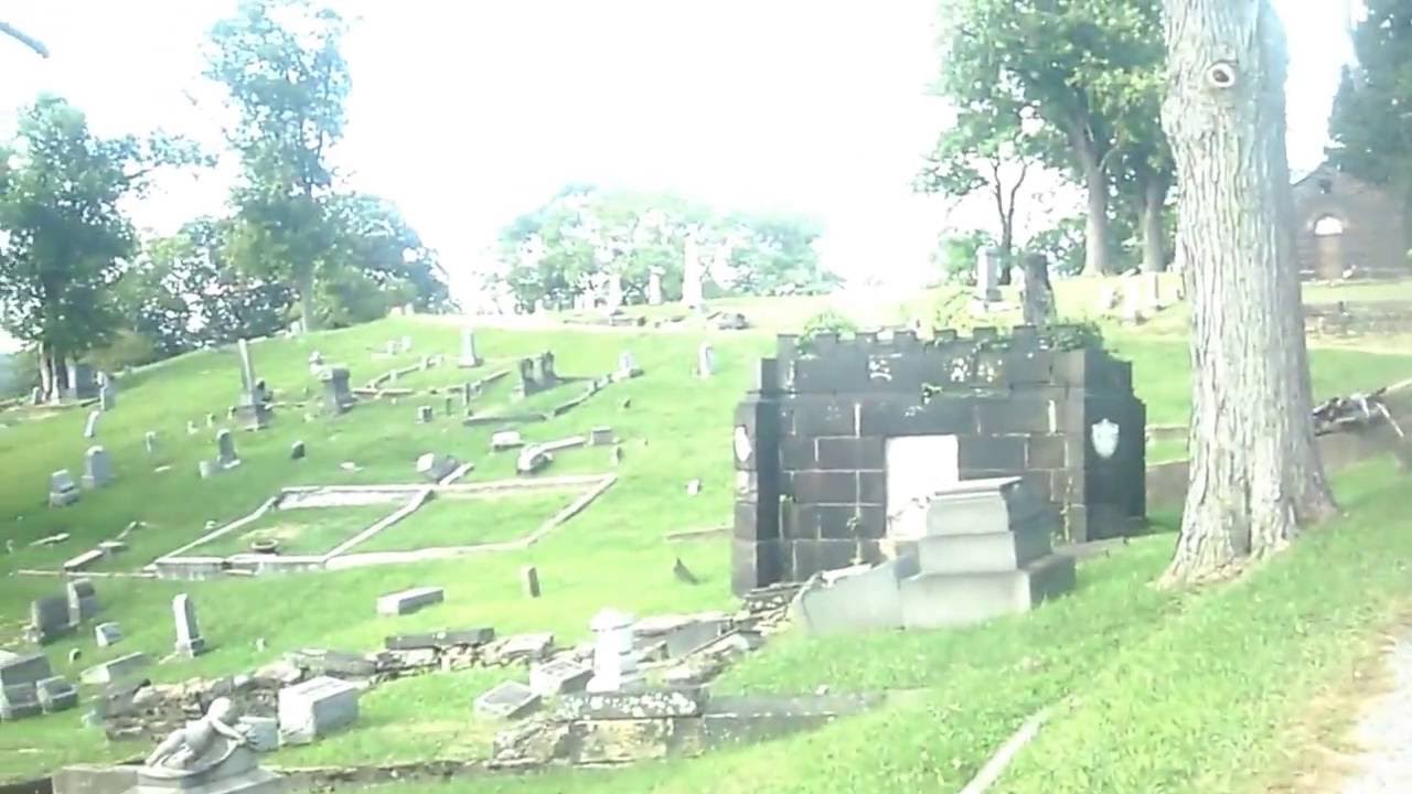 Take a look INside! One of Wheeling Wv's oldest cemeteries - YouTube