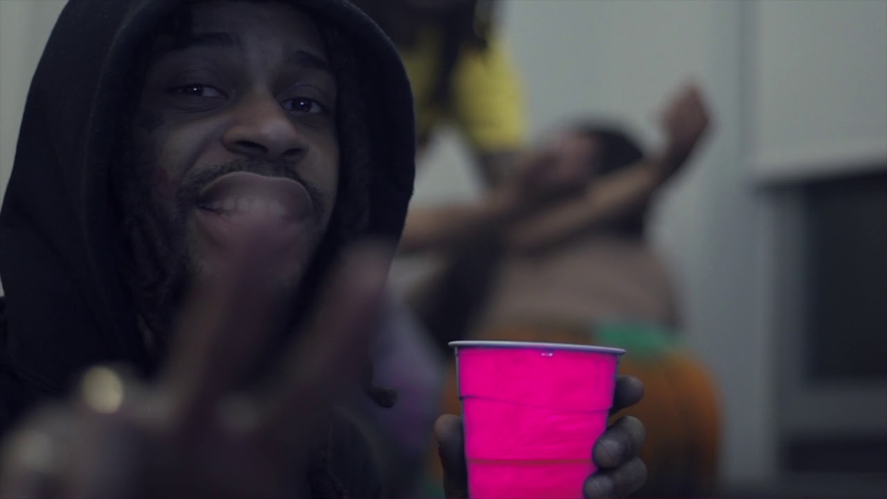 Boss Baka x Valee - Roll with me - YouTube